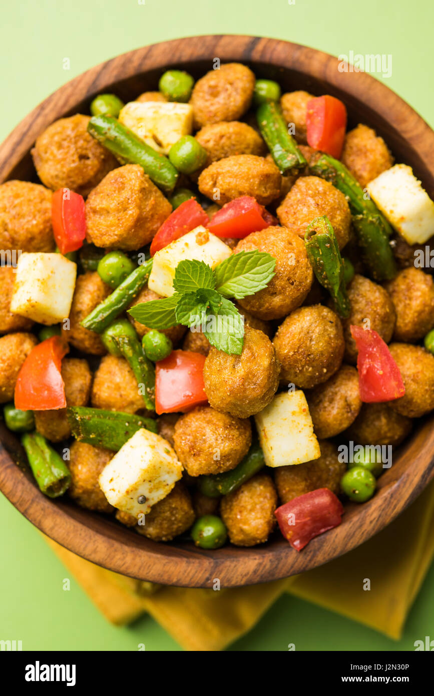 Soya chunks 65 or soya chunk fry is a healthy snack, easy to cook ...