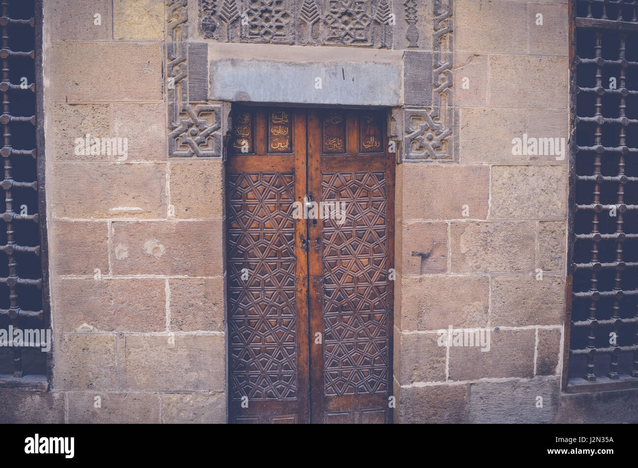 old wooden door Stock Photo - Alamy