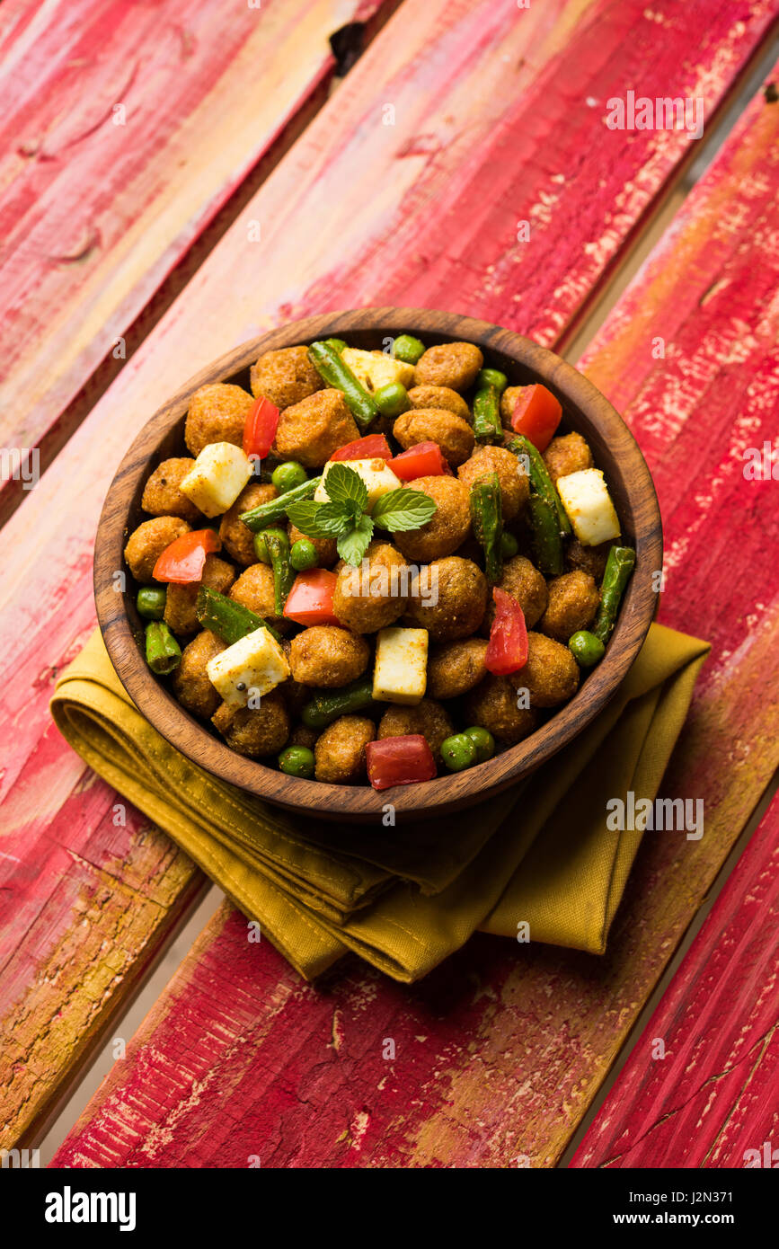 Soya chunks 65 or soya chunk fry is a healthy snack, easy to cook ...