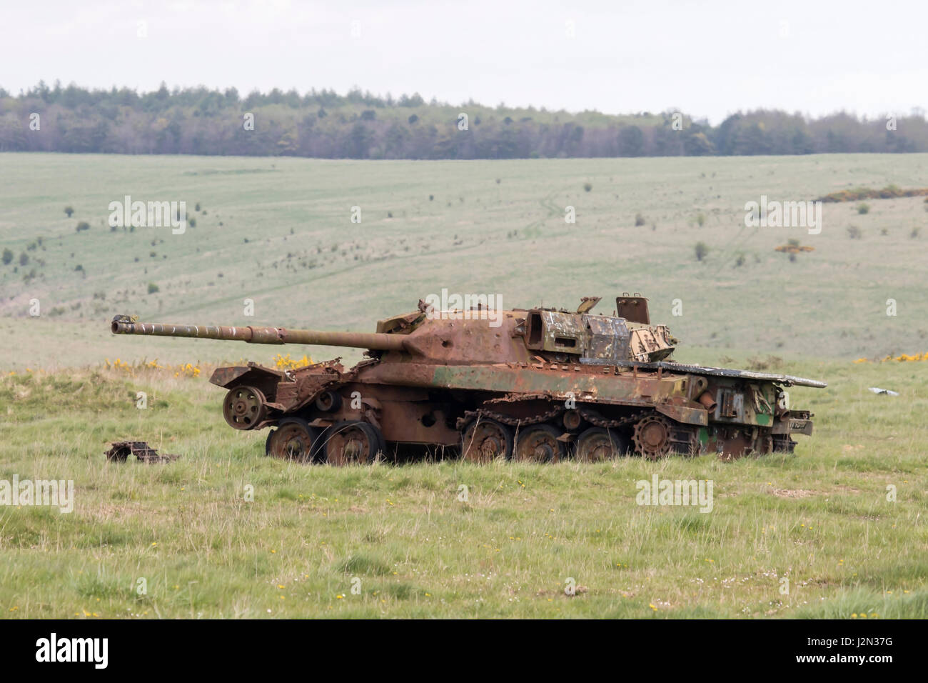 Salisbury plain army tank hi-res stock photography and images - Alamy