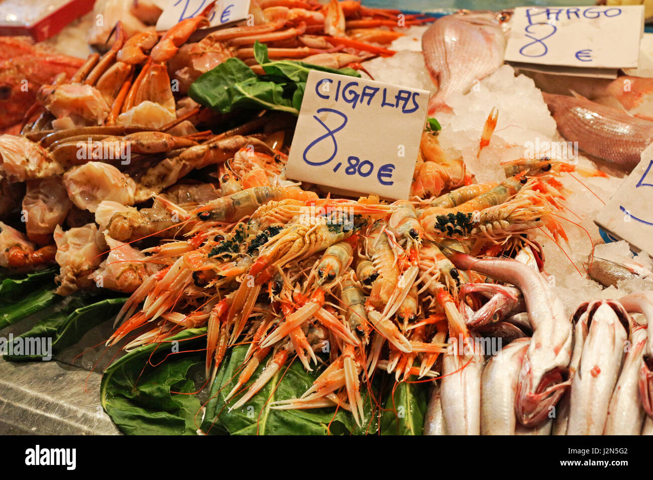 prawns and seafood at valencia market Stock Photo - Alamy