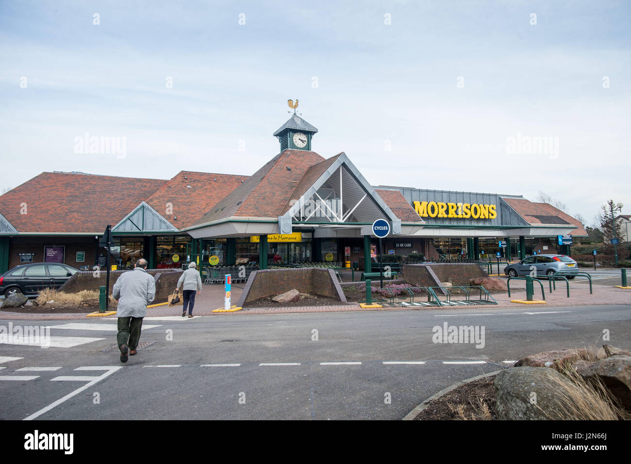 Morrisons supermarket, Oxgangs, Hunters tryst Stock Photo - Alamy