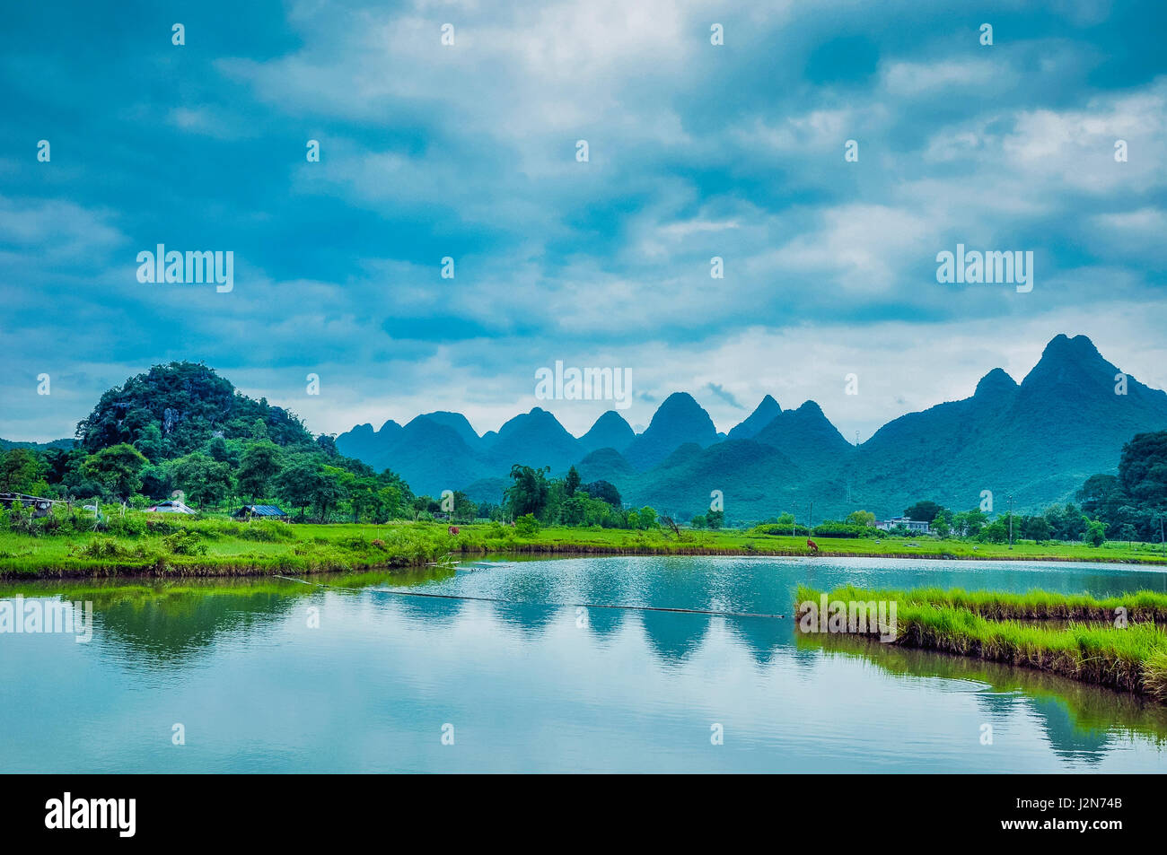 Beautiful countryside scenery in spring Stock Photo - Alamy