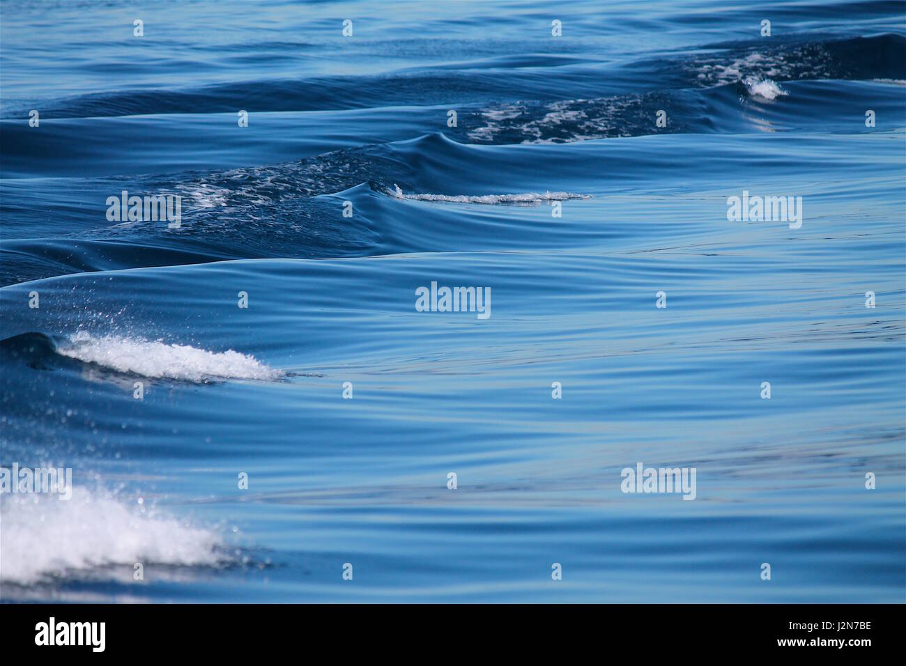 Bright blue waves hi-res stock photography and images - Alamy