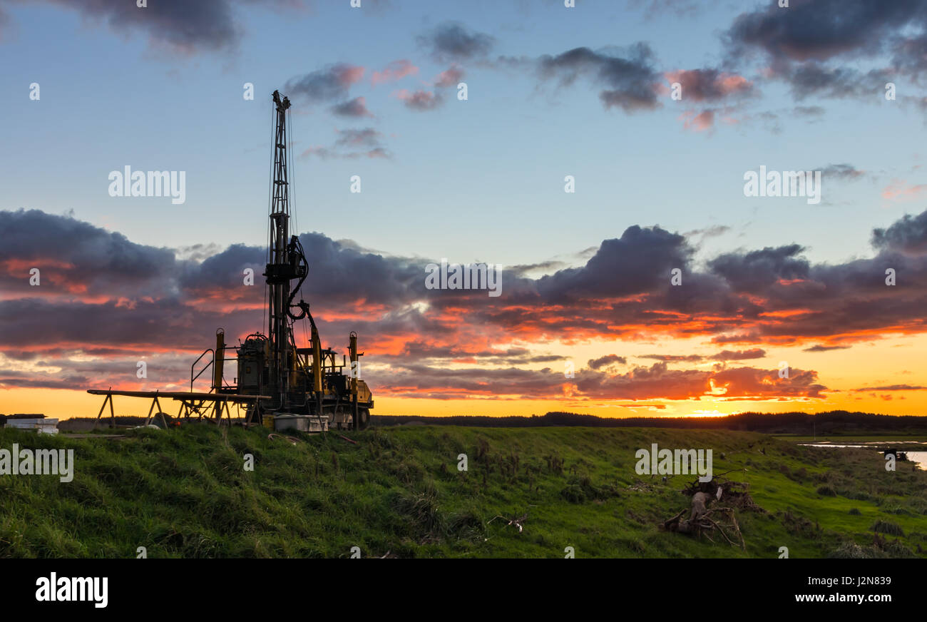Portable drill hi-res stock photography and images - Alamy