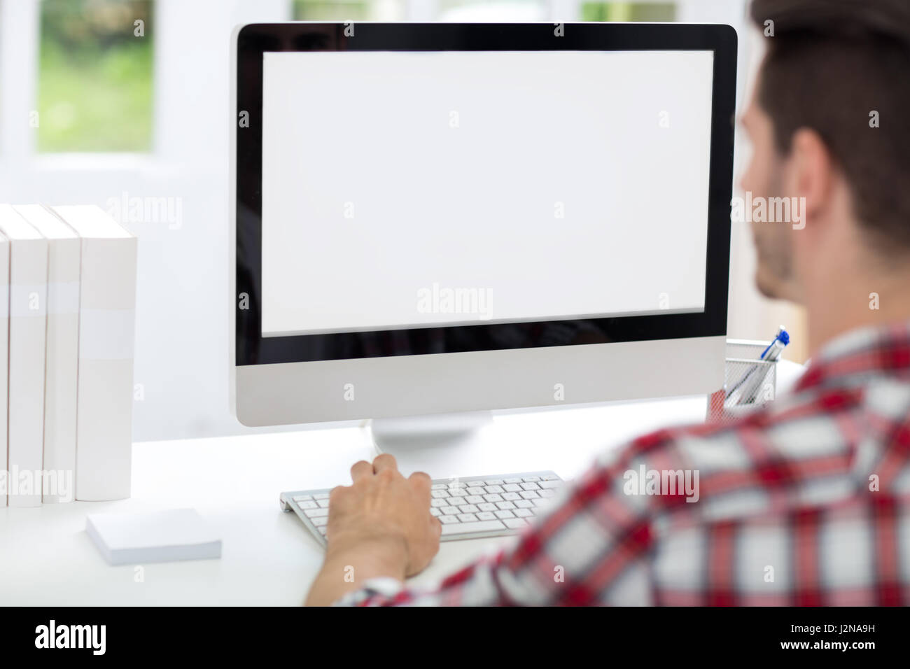 Man, screen, business hi-res stock photography and images - Alamy