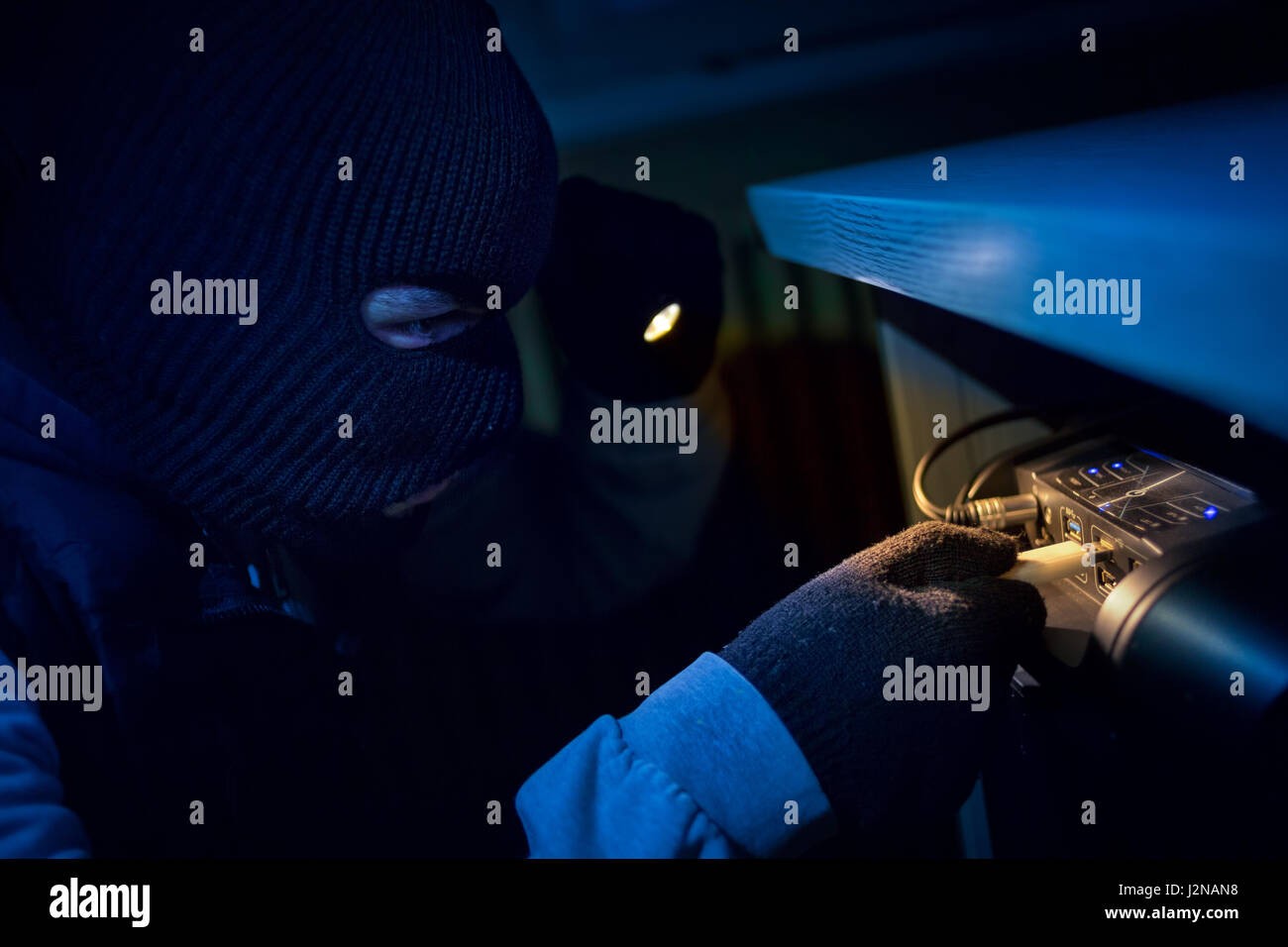 Entering data into computer hi-res stock photography and images - Alamy