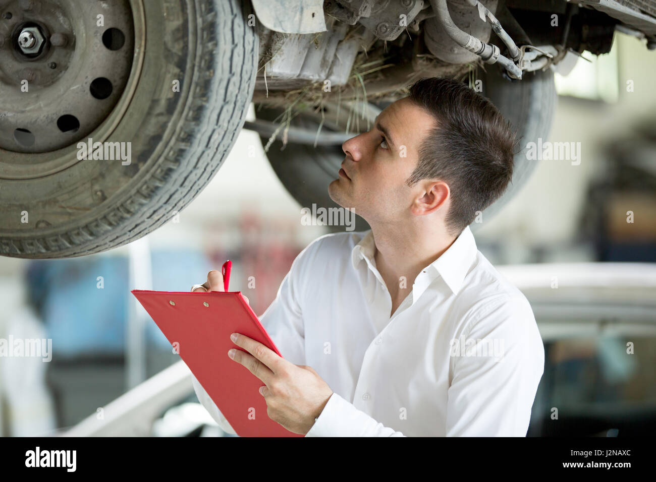 Damage on car hi-res stock photography and images - Alamy