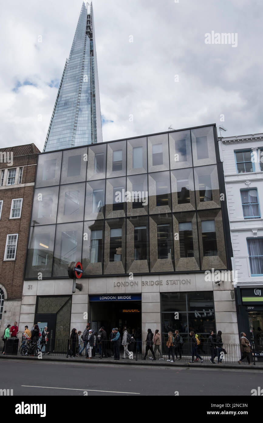 London Bridge station Stock Photo - Alamy