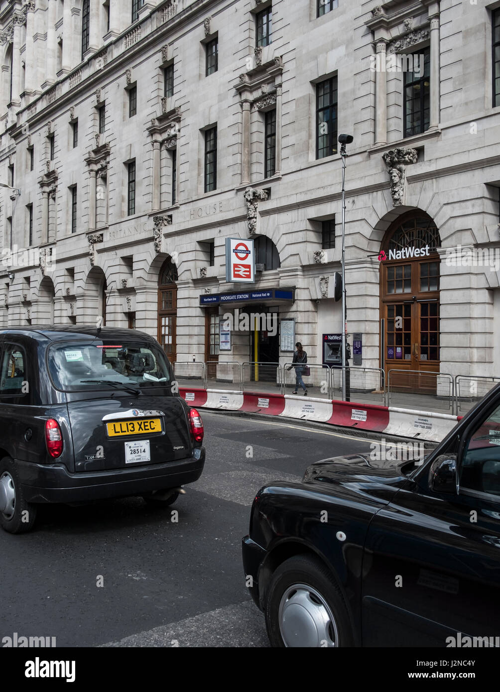 Moorgate station Stock Photo - Alamy