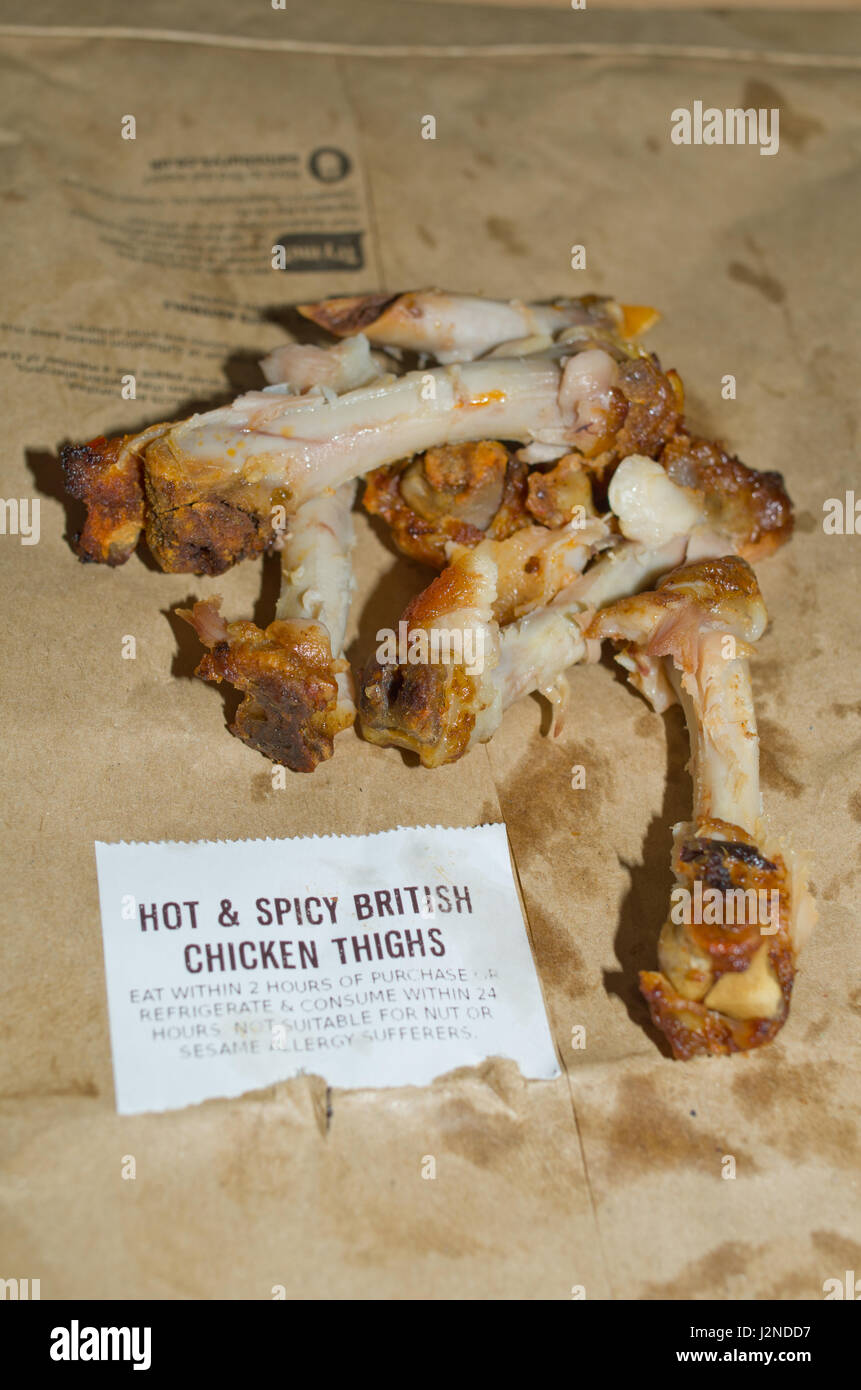 Chicken bones hi-res stock photography and images - Alamy