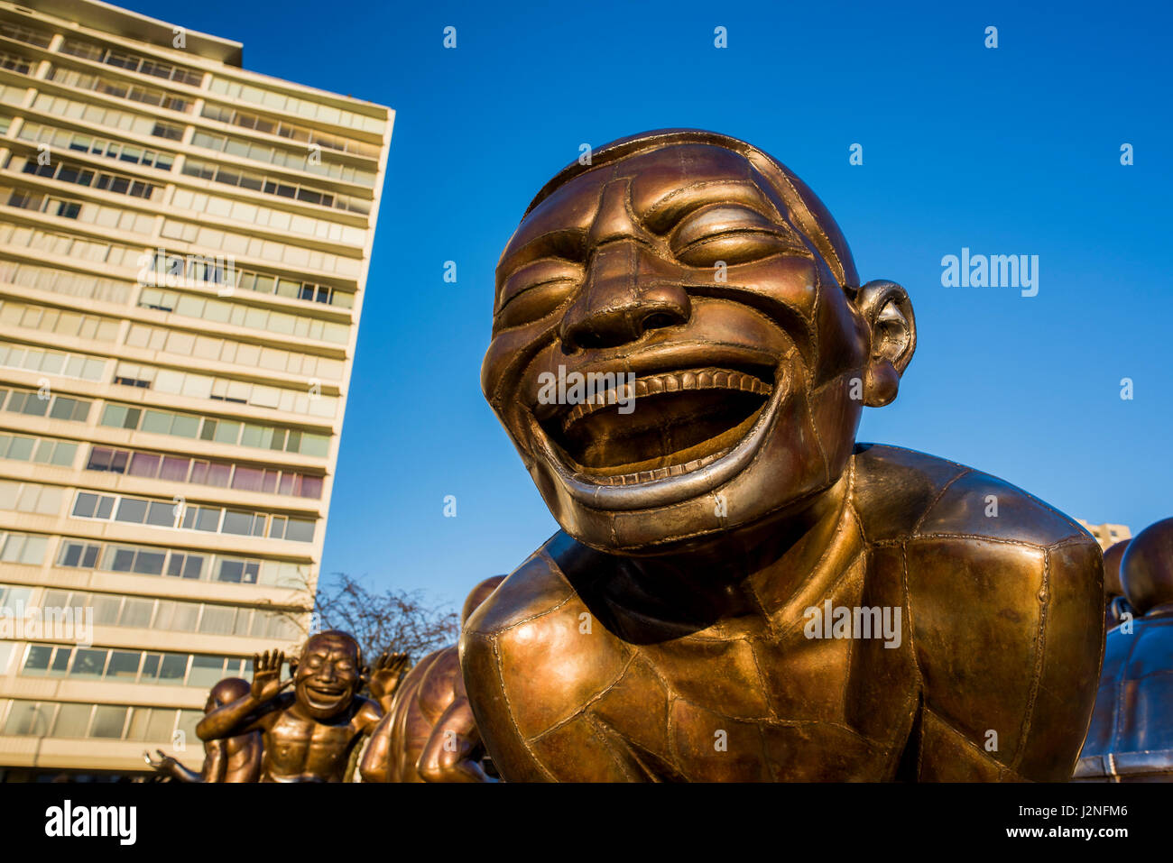 Vancouver laughing sculpture hi-res stock photography and images - Alamy
