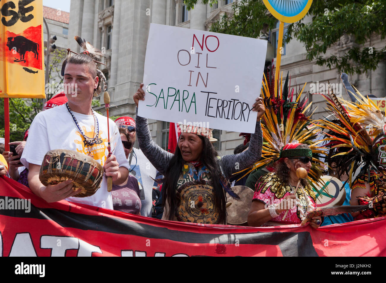Native american climate activists hi-res stock photography and images ...