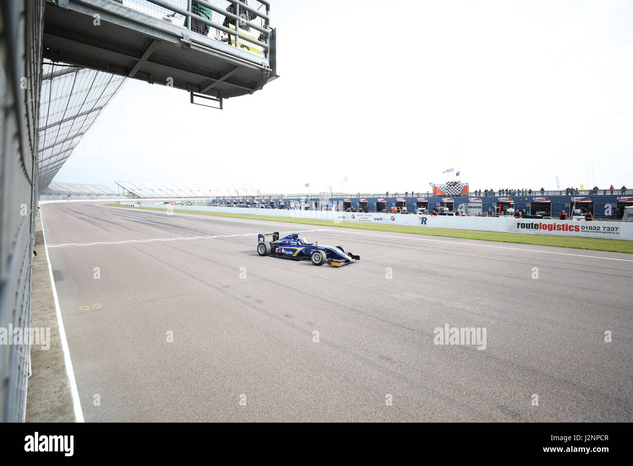 Rockingham, United Kingdom. 30th Apr, 2017. BRDC Formula 3 (F3 ...