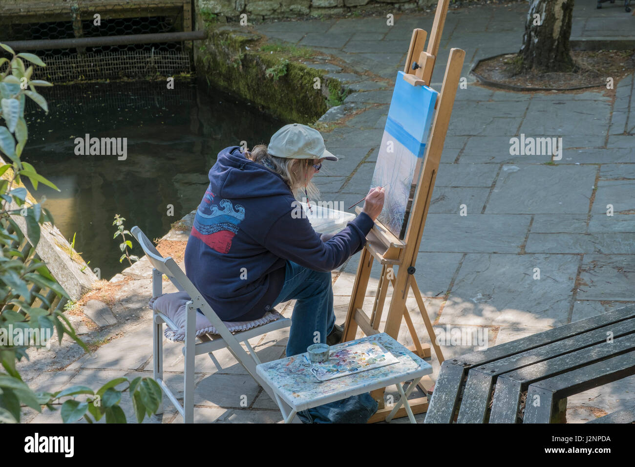 Artist outdoors england hi-res stock photography and images - Alamy