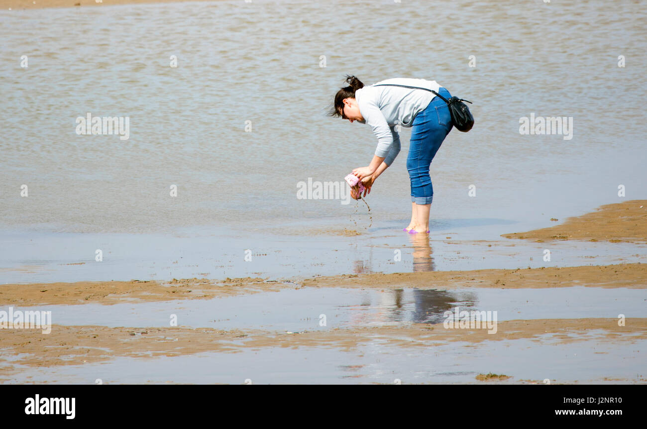 Rhyl, Denbighshire, Wales UK Weather – A North, South divide today as ...