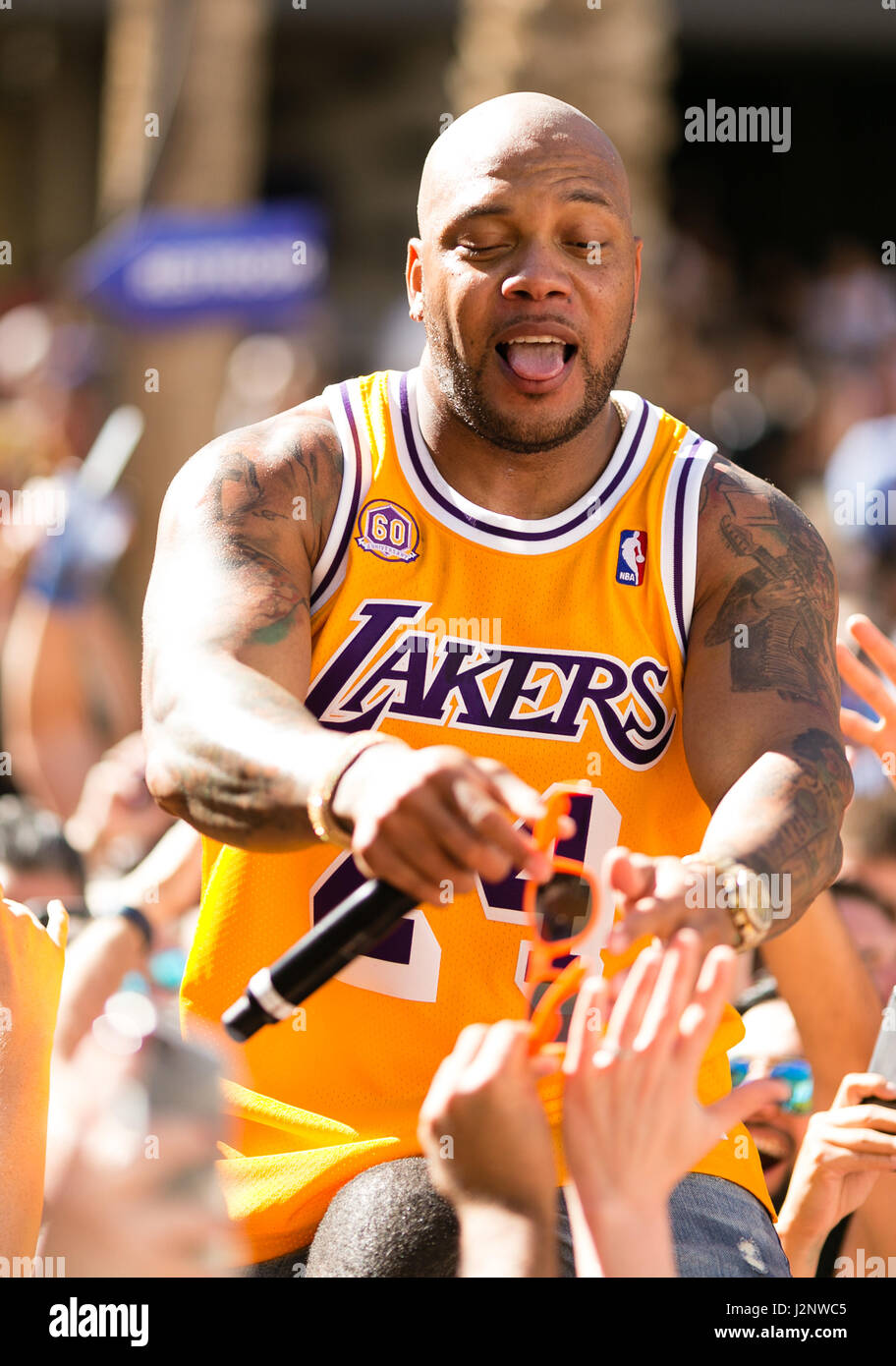 Las Vegas, NV, USA. 29th Apr, 2017. Flo Rida performs at Rehab at The ...