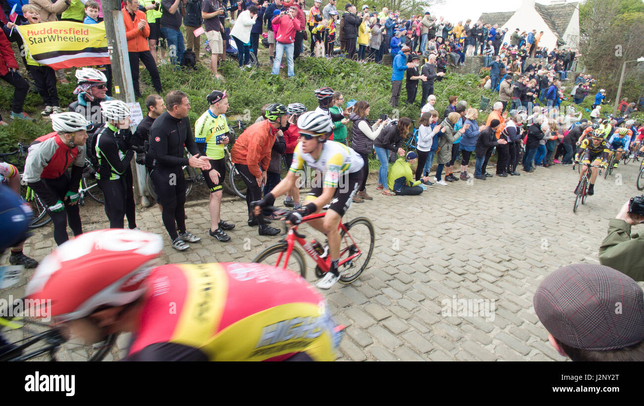 Tour De Yorkshire Shibden Wall Stock Photo - Alamy