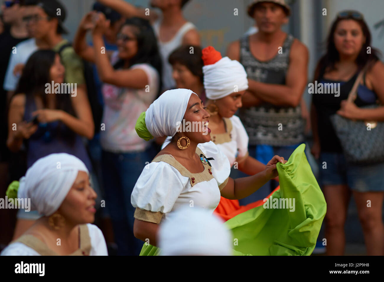 Group of dancers of Africa descent (Afrodescendiente) performing at the ...