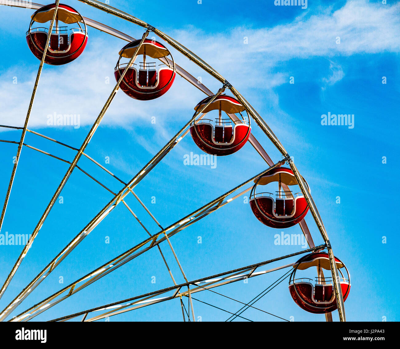 Ferris wheel cabin hi-res stock photography and images - Alamy