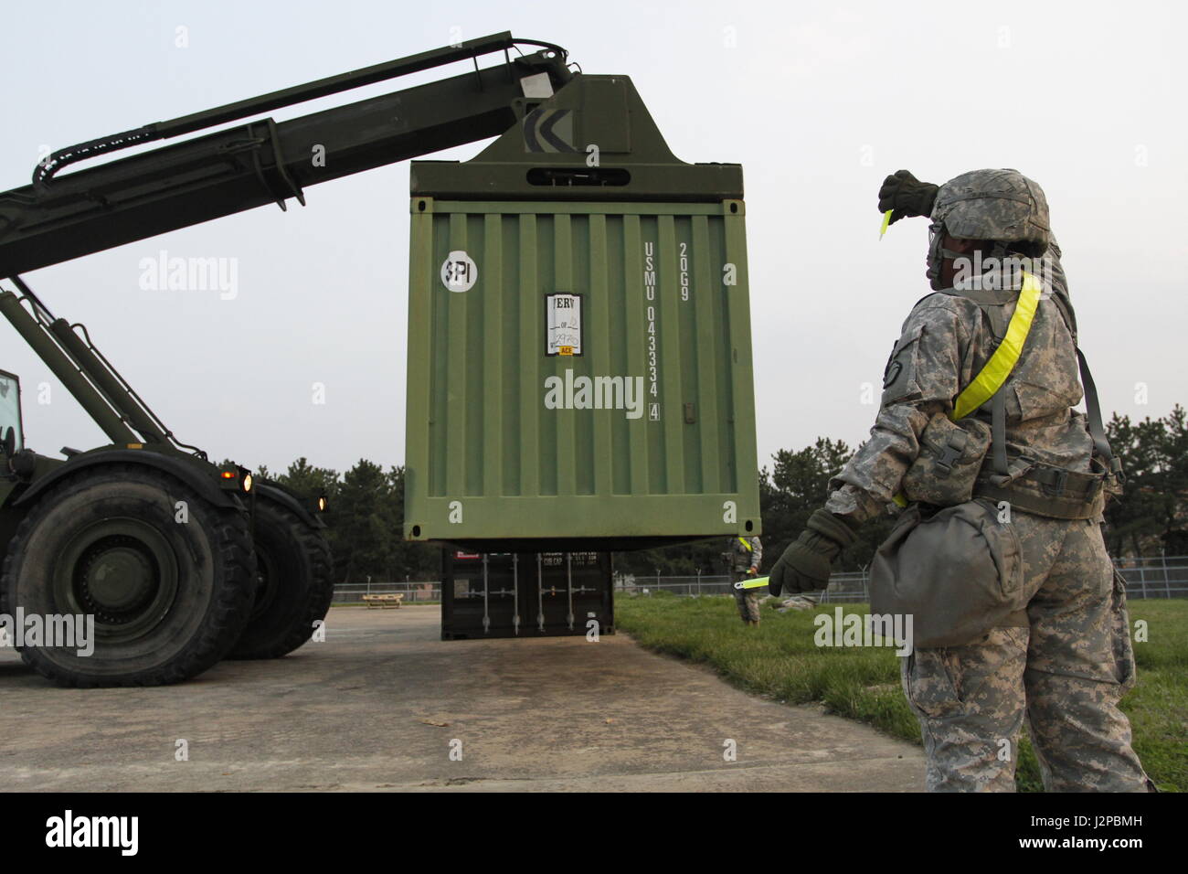 Service members conduct combined joint logistics over the shore ...