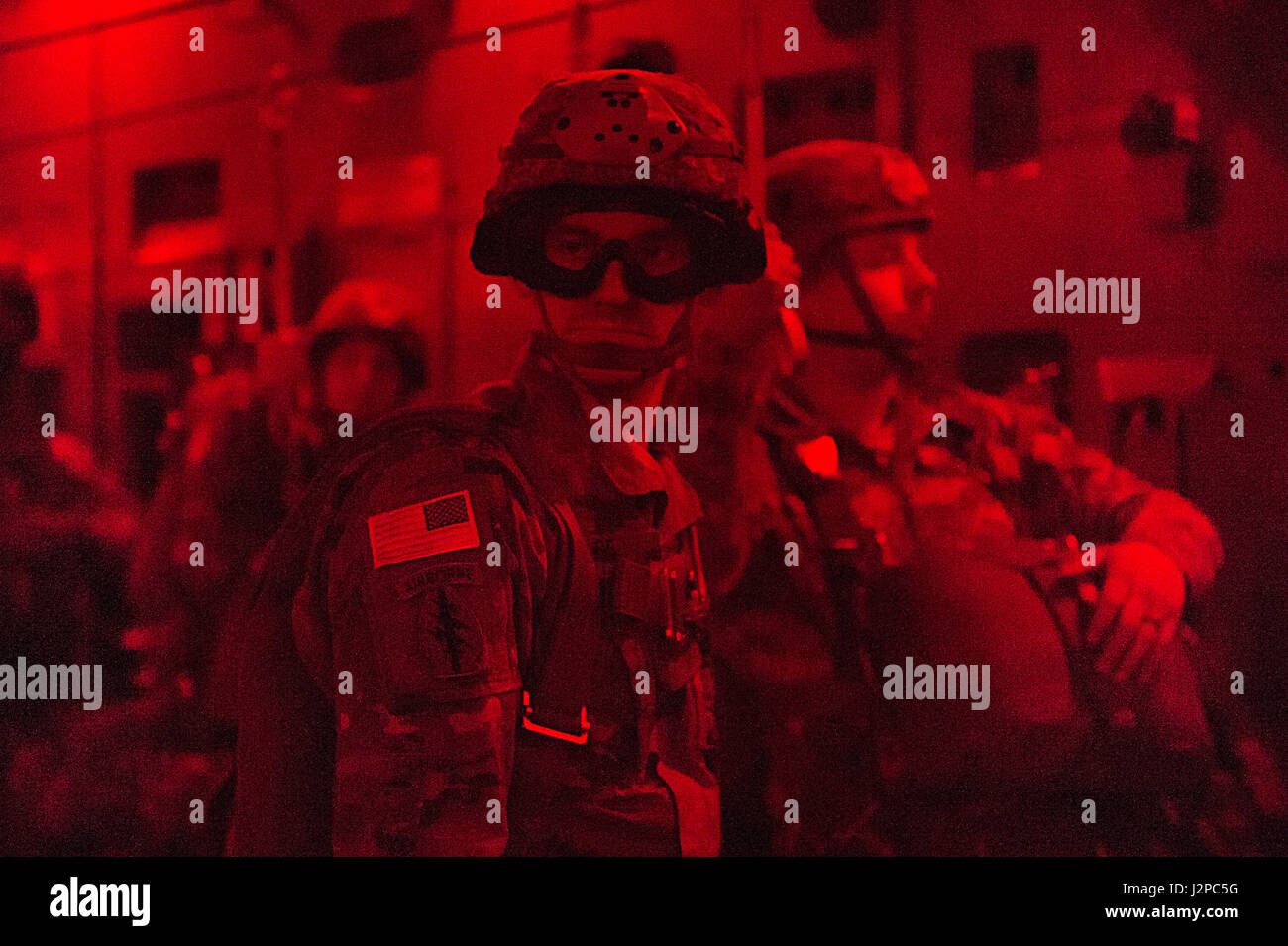 Paratroopers with the 4th Infantry Brigade Combat Team (Airborne), 25th ...