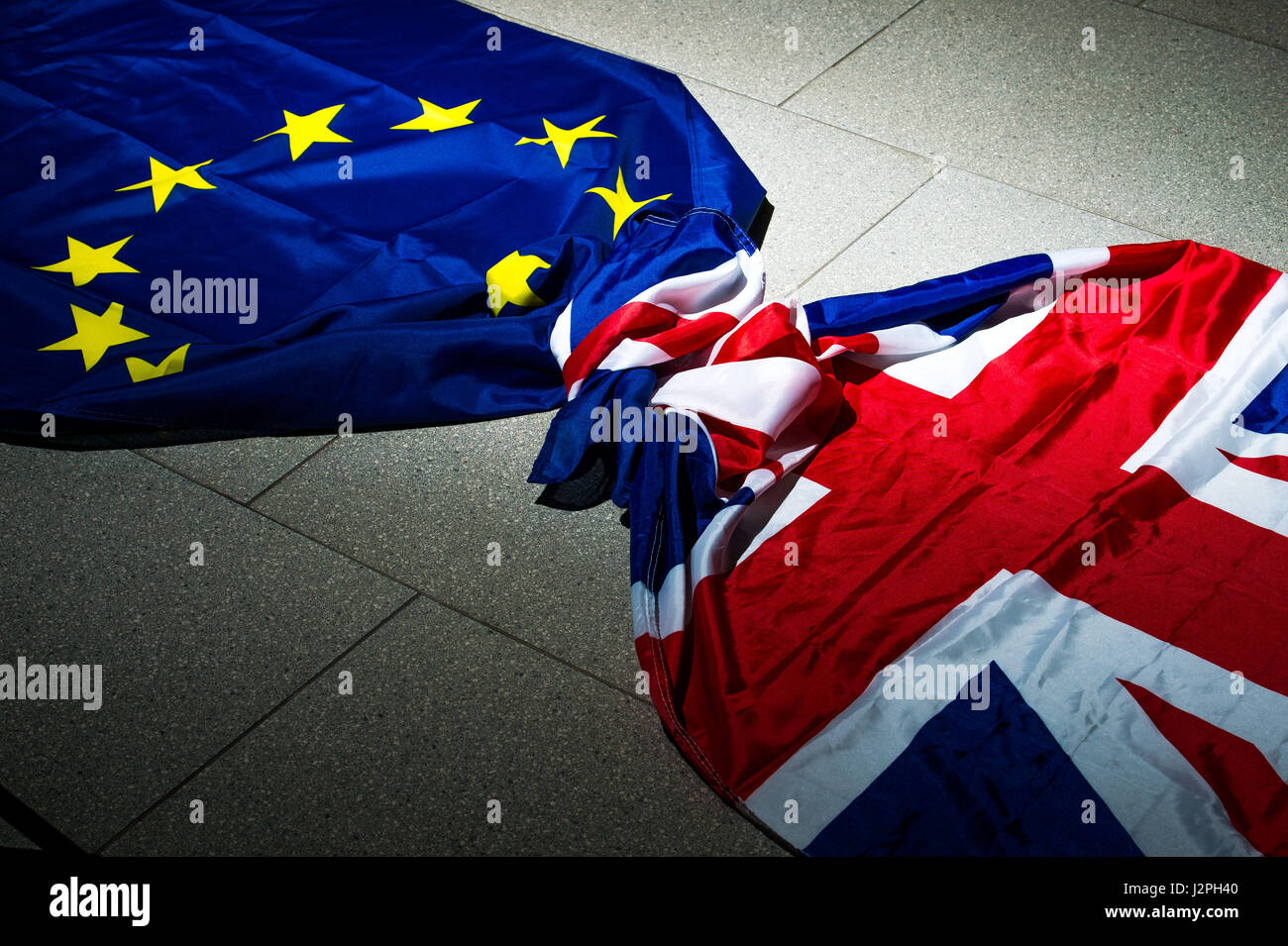 Eu flag and union jack hi-res stock photography and images - Alamy
