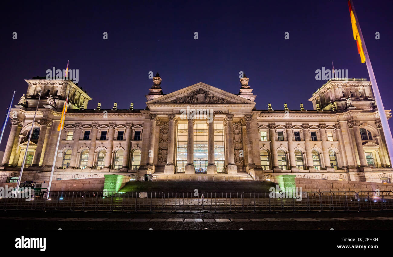 the Reichstag in Berlin at night, Germany Stock Photo - Alamy