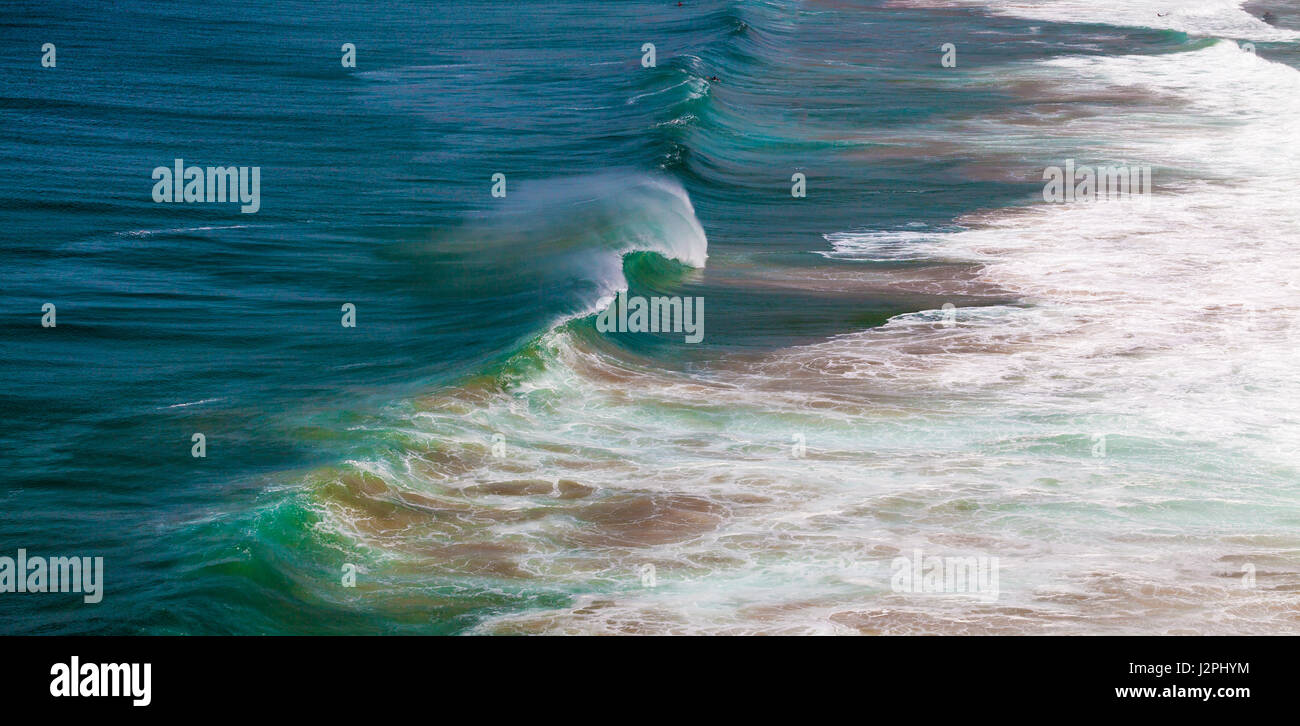 Amazing Ocean Wave. Beautiful sea wave Stock Photo - Alamy