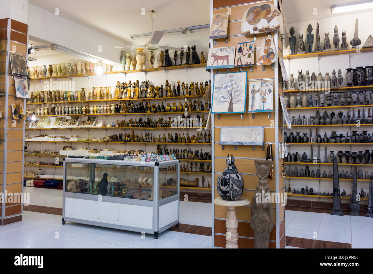 Alabaster factory luxor egypt hi-res stock photography and images - Alamy