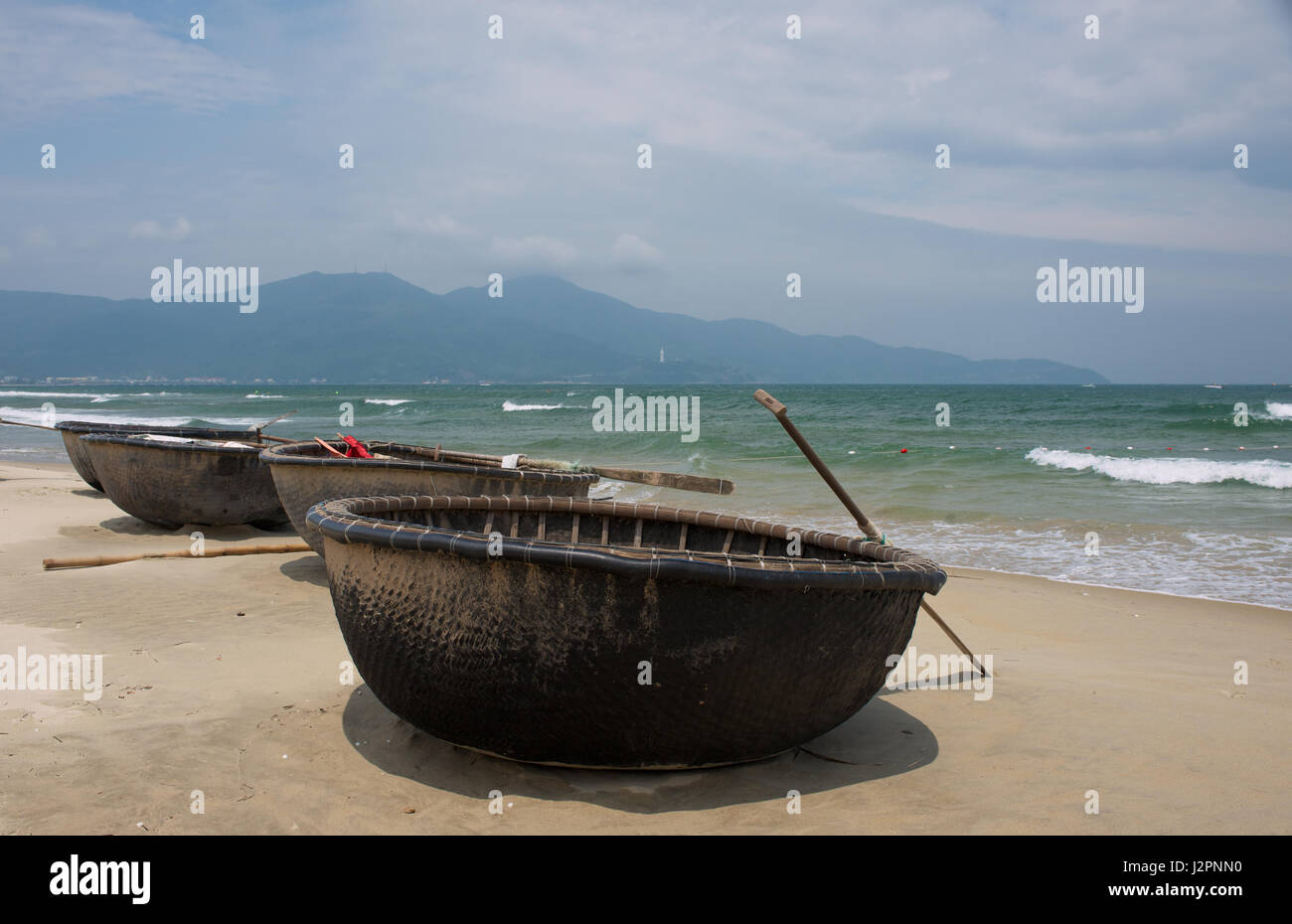 Coracle Fishing Boats Stock Photo - Alamy