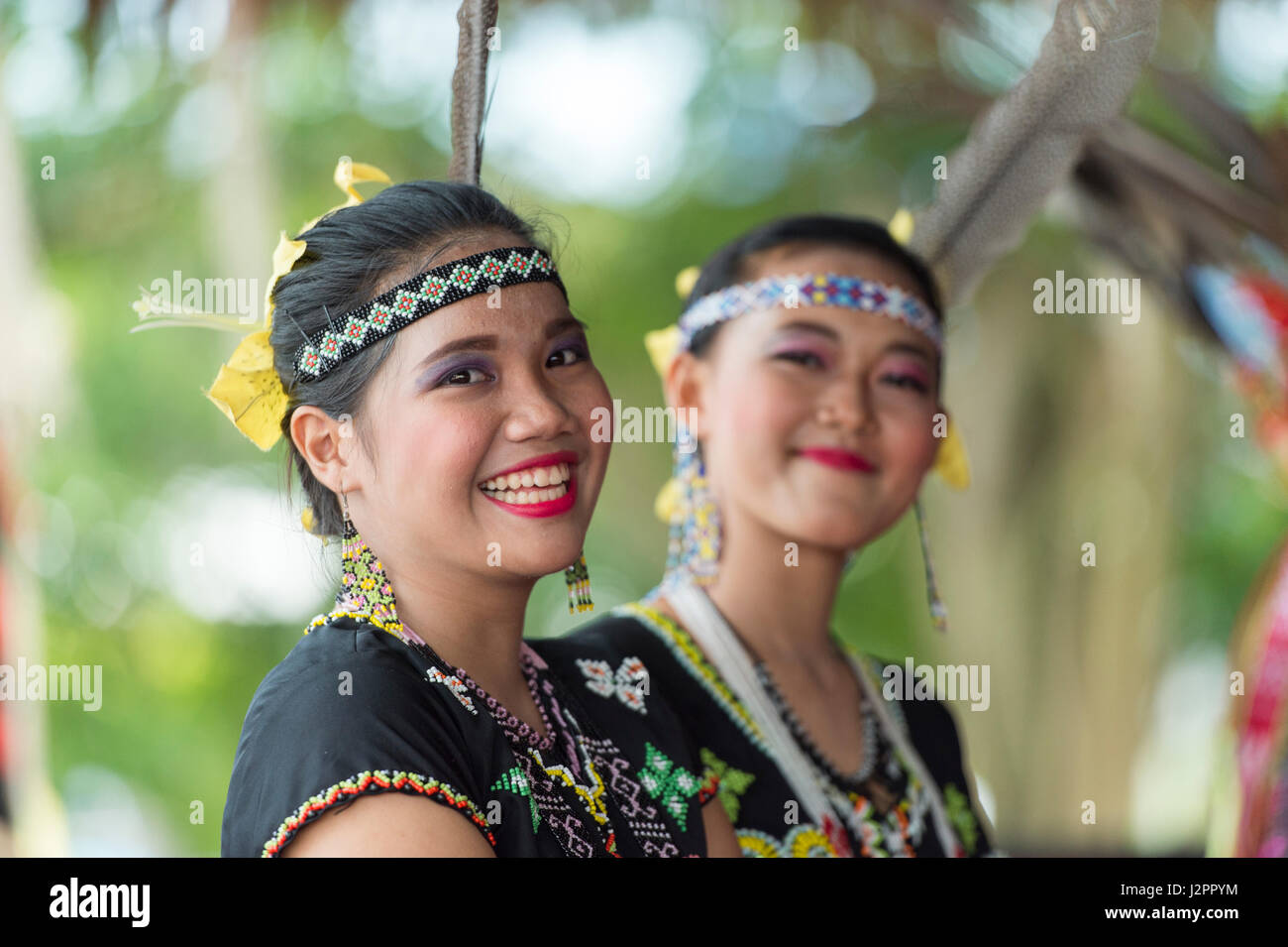 Murut people hi-res stock photography and images - Alamy