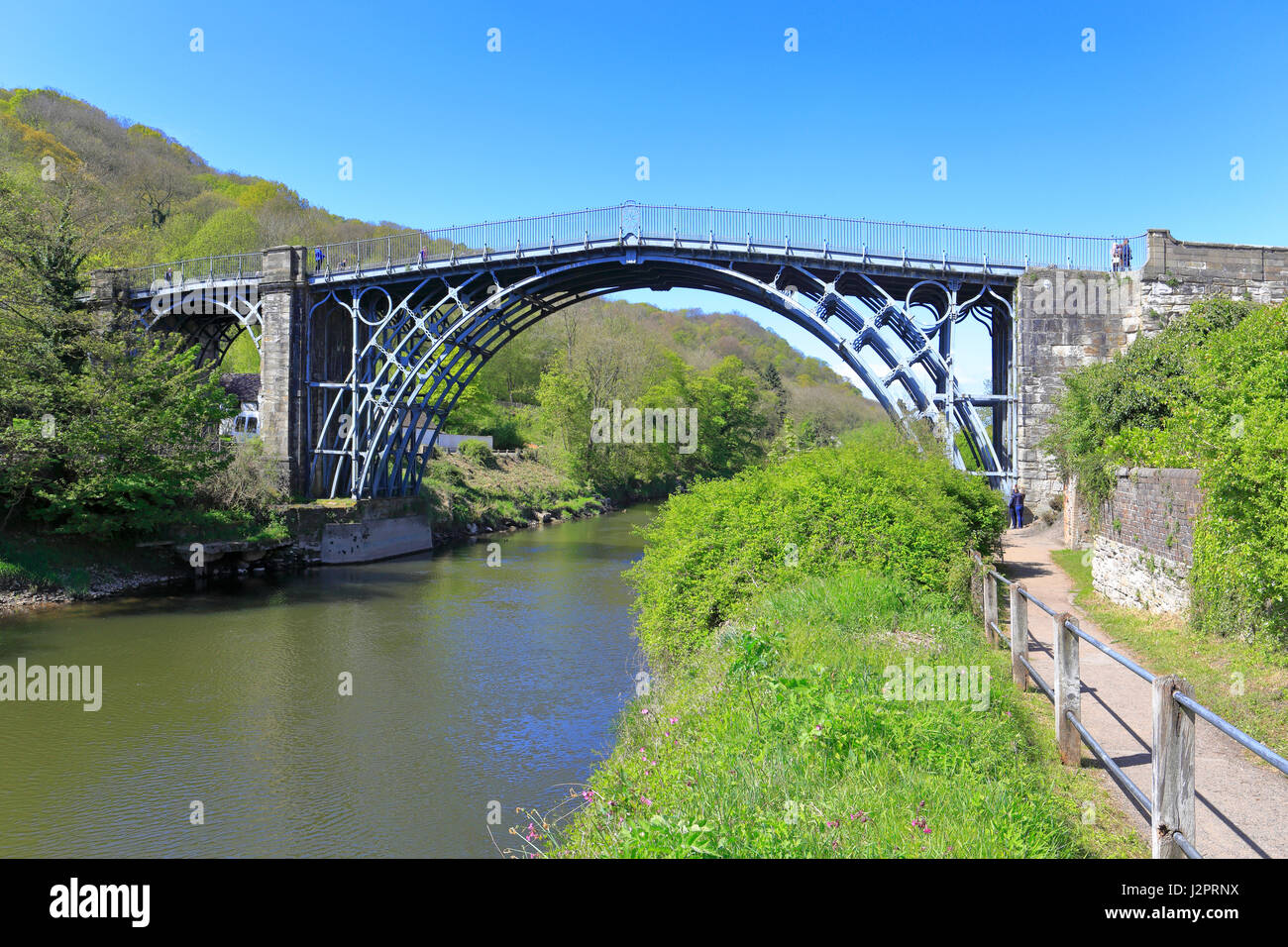 The famous Iron Bridge over the River Severn at Ironbridge, Shropshire ...