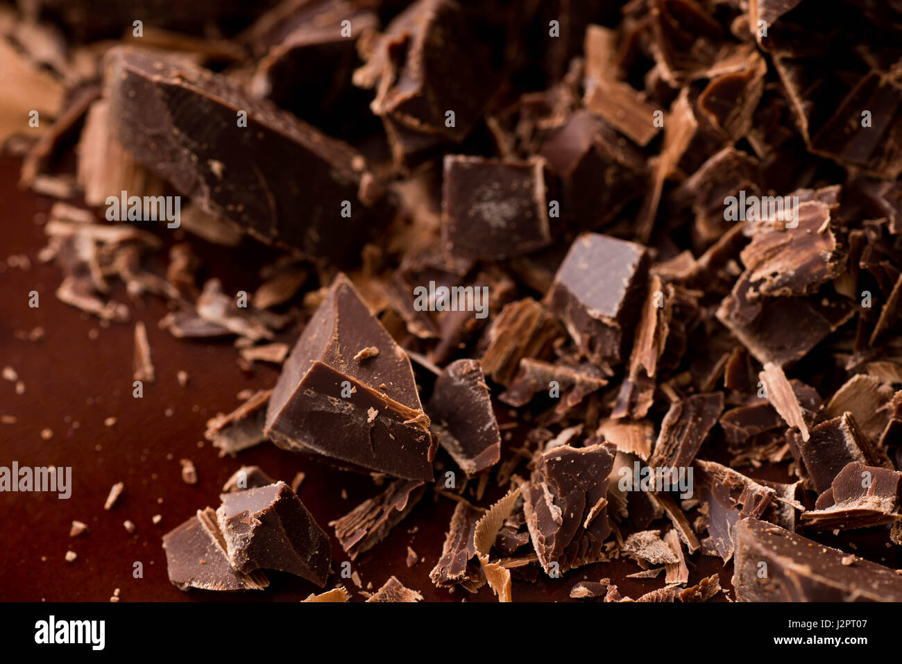 closeup to dark chocolate chunks Stock Photo - Alamy