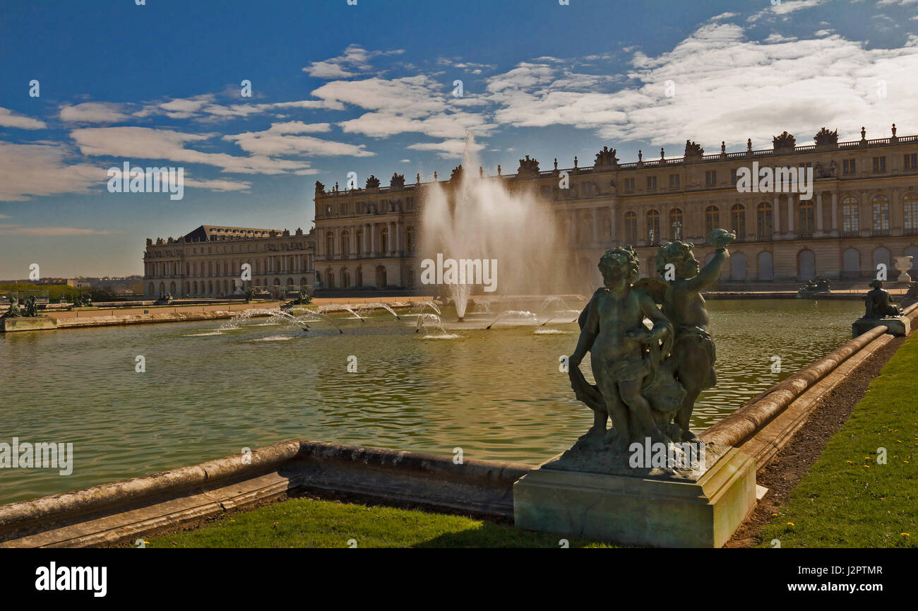 Water art versailles hi-res stock photography and images - Alamy