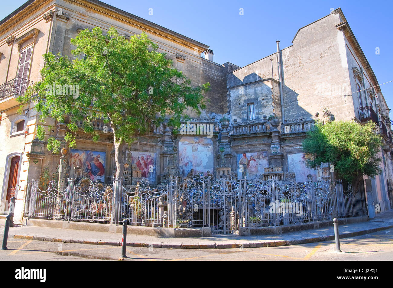 The Calvary of Manduria. Puglia. Italy Stock Photo - Alamy