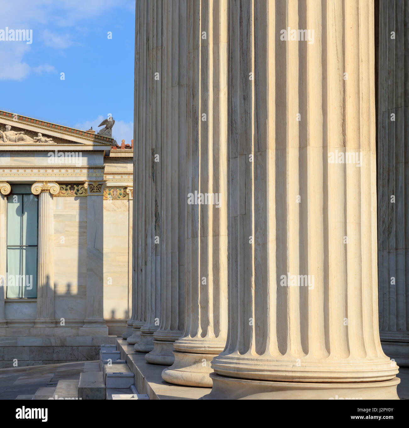 Pillars architecture facade building hi-res stock photography and ...