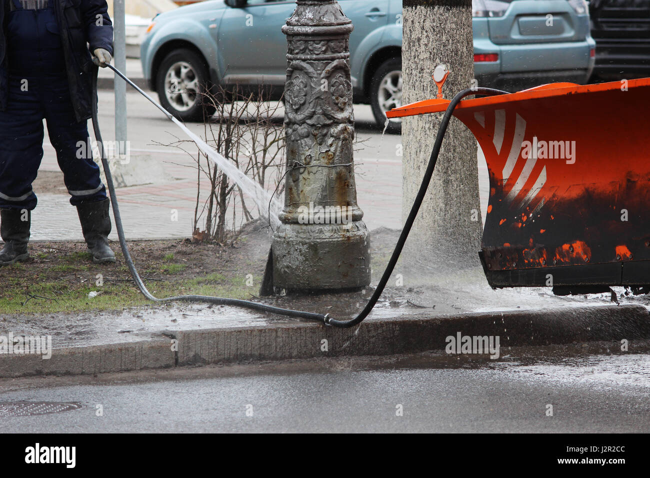 Post construction cleaning hi-res stock photography and images - Alamy