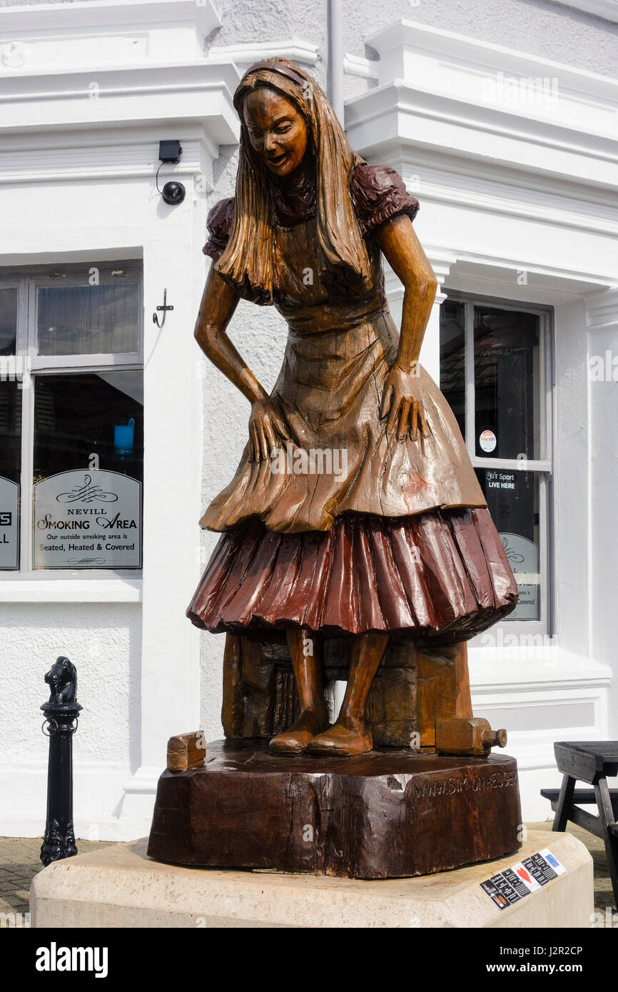 Alice statue hi-res stock photography and images - Alamy