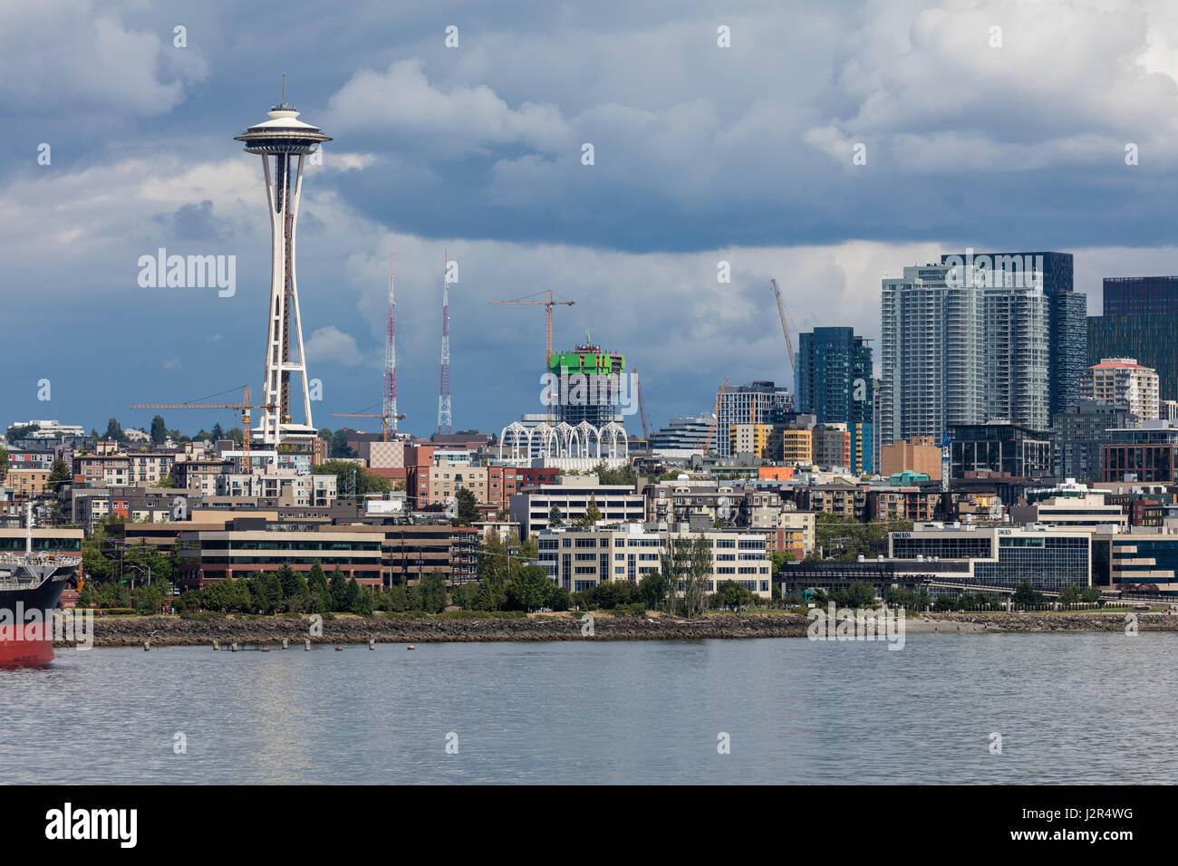 Cargo ships puget sound hi-res stock photography and images - Alamy
