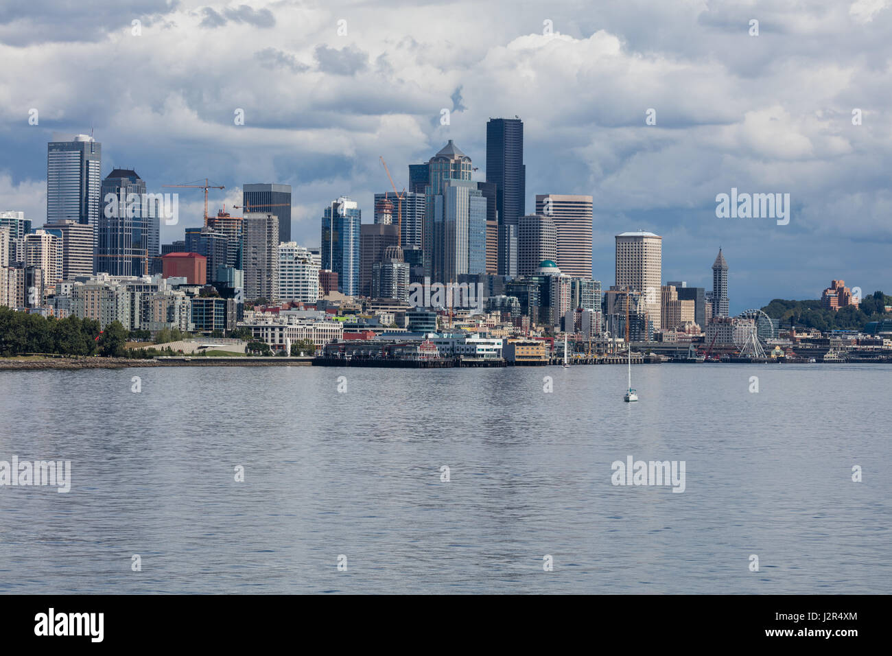 City skyline of Seattle, Washington Stock Photo - Alamy