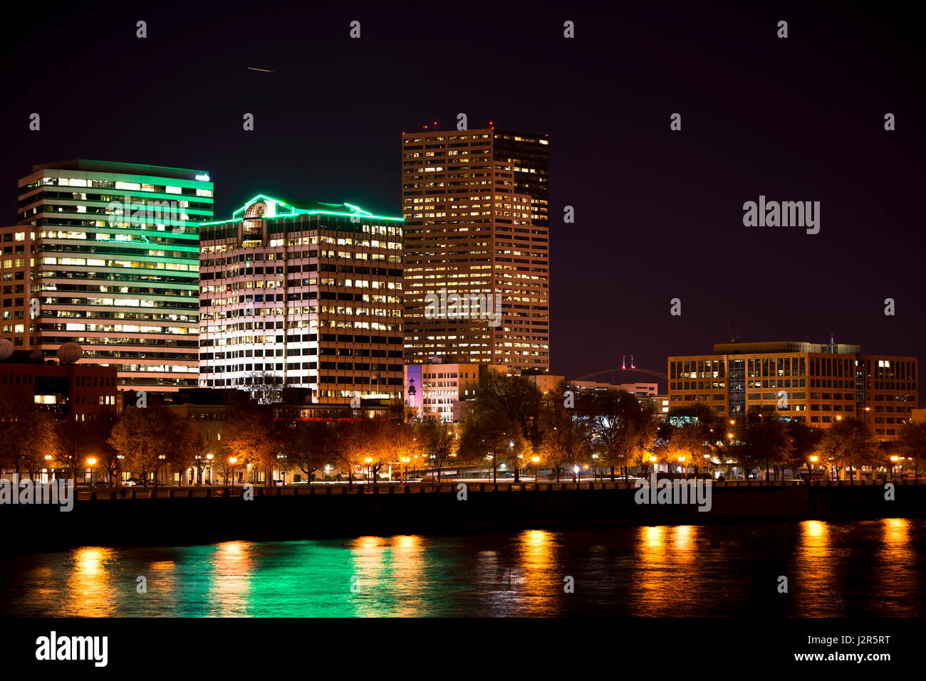 Evening in the center of the waterfront in Portland with spectacular ...