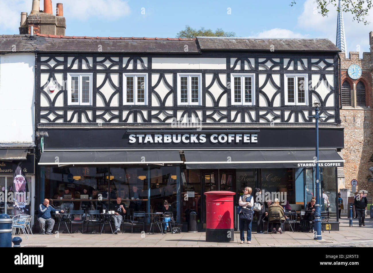 Starbucks Coffee Shop in period building, Market Square, Hitchin ...