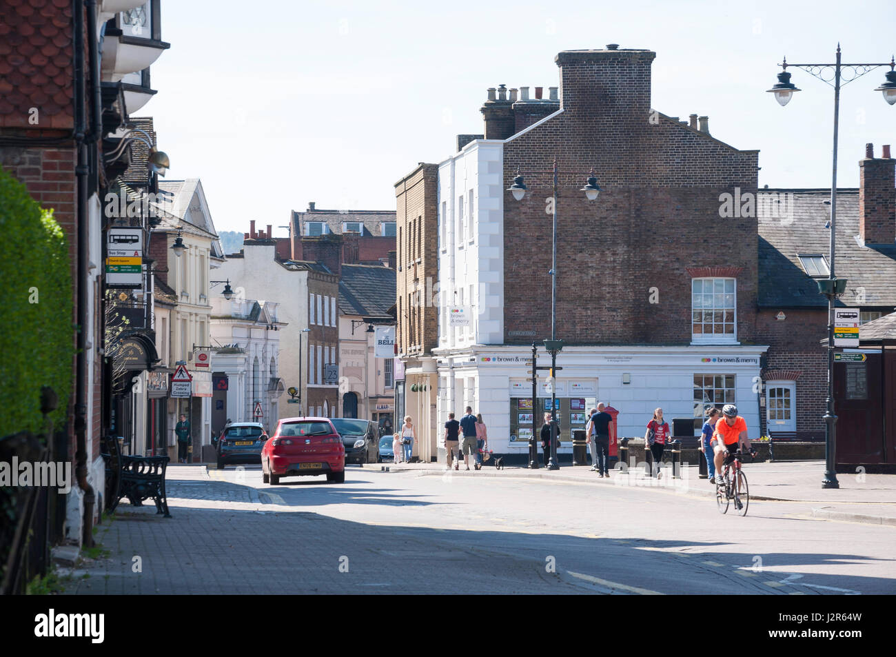 Tring high street hertfordshire hi-res stock photography and images - Alamy