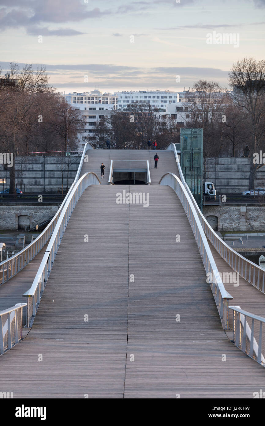 The Passerelle Simone-de-Beauvoir, pedestrian bridge, Paris, France ...