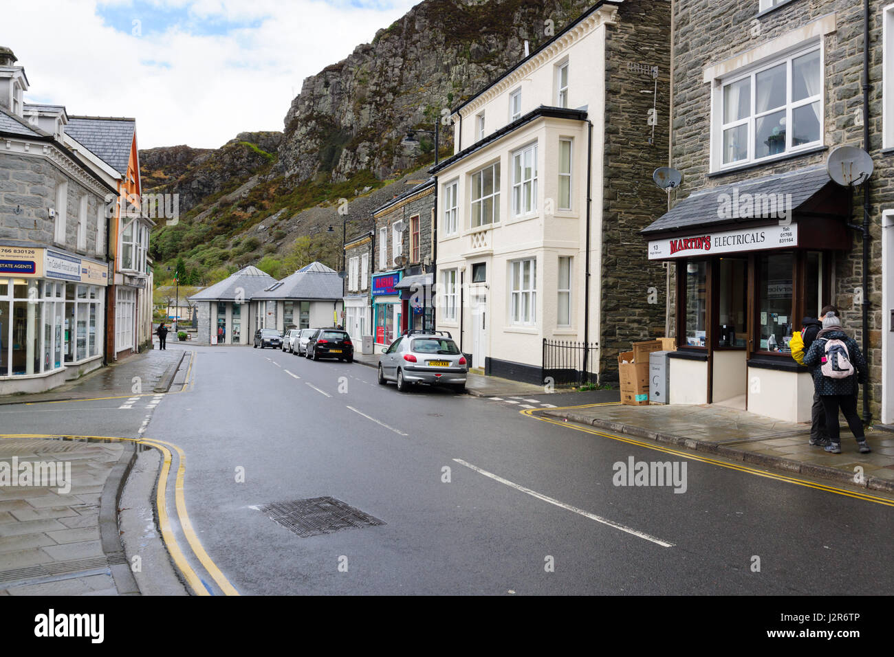 The main high street in the Welsh mining town of Blaenau Ffestiniog ...