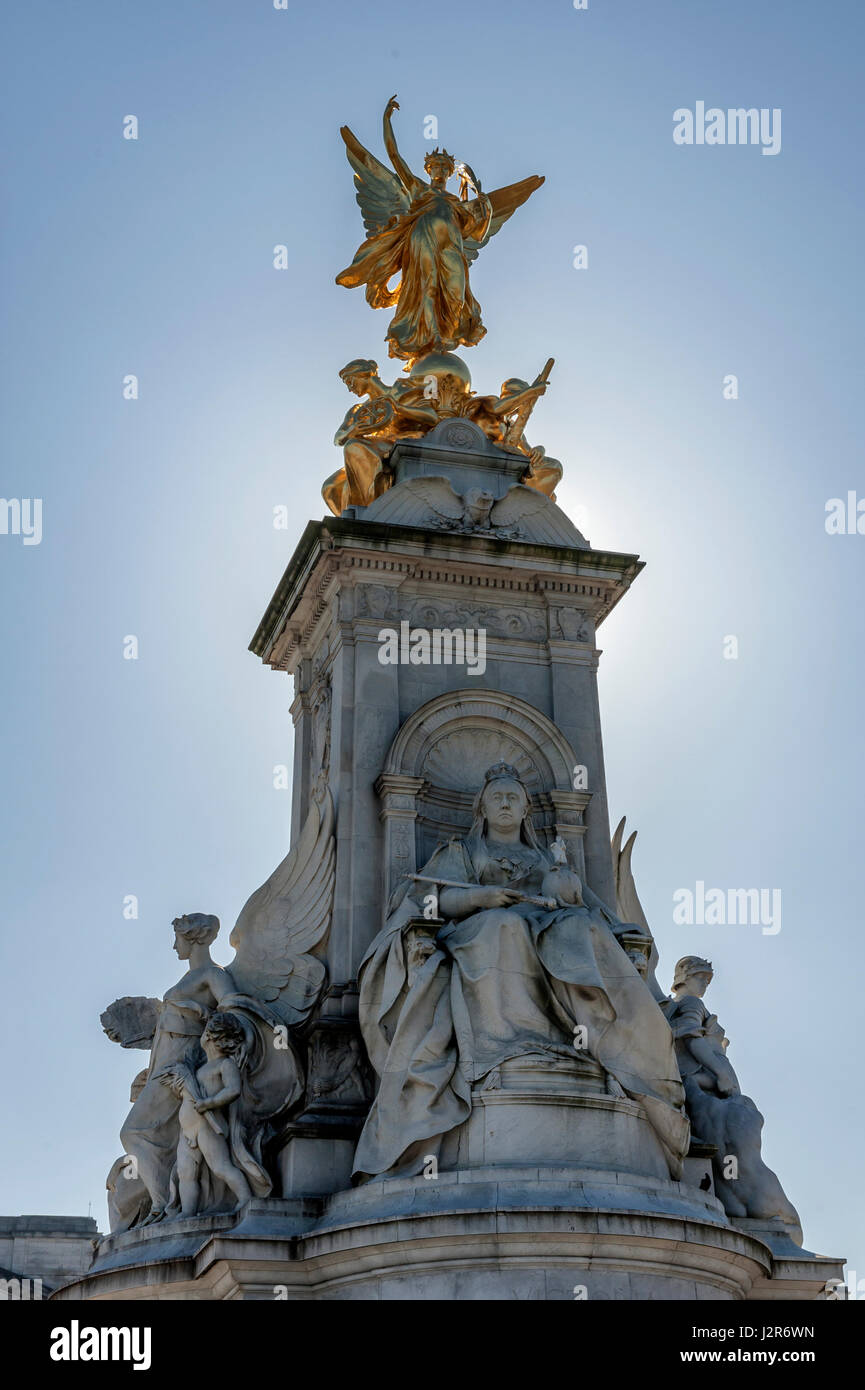 The Victoria Memorial is a sculpture dedicated to Queen Victoria ...