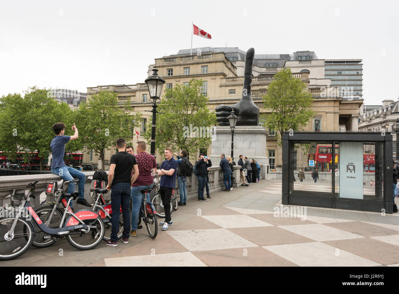 'Thumbs up' for David Shrigley's giant bronze Thumb on the Fourth ...