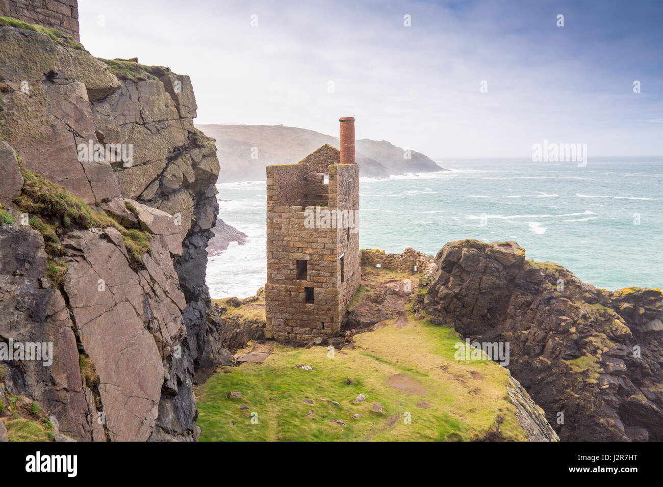 Botallack tin mine mine winding hi-res stock photography and images - Alamy
