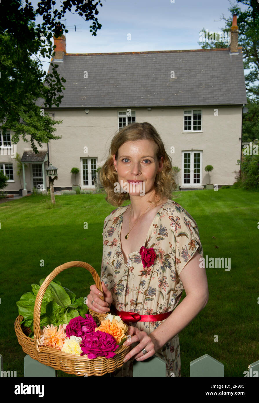 Lucy akhurst hi-res stock photography and images - Alamy